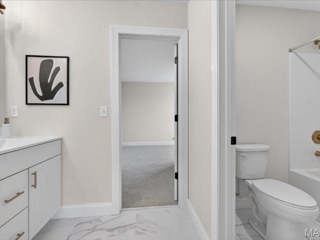 125 Sterling Dr, Lake St. Louis, MO 63367 | MLS #25072