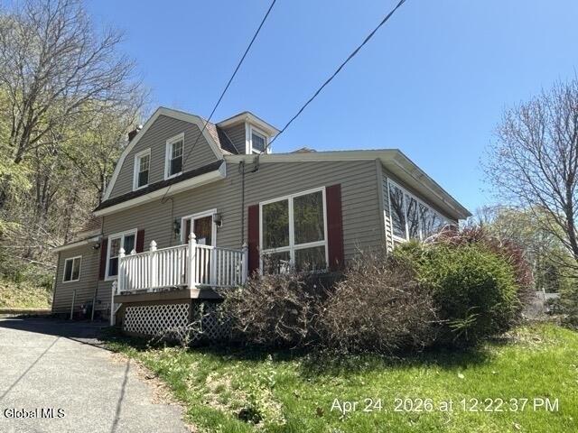 125 Stewart St, Amsterdam, NY 12010