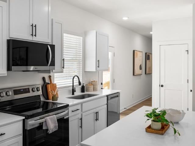 125 Stoneview