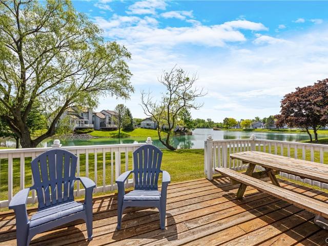 125 Summerhaven Drive S