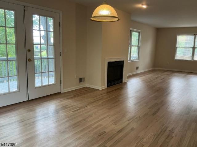 125 Summit Ave, Chatham Boro, US, NJ