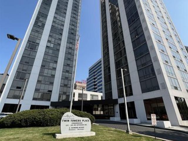 125 SW Jefferson Ave Unit W20NEB, Peoria, IL 61602