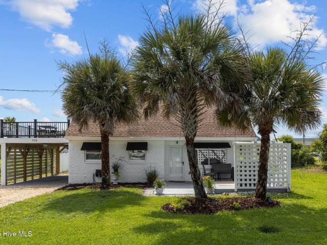 125 Pelican Drive