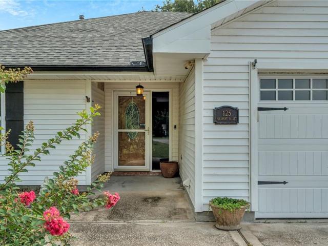 125 Pleasant Valley Drive