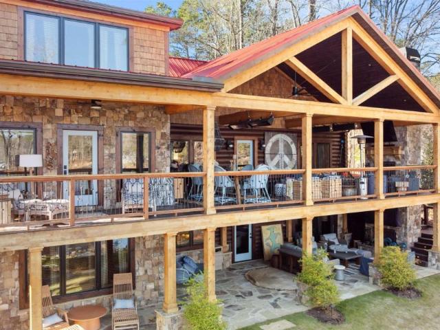 125 Rock Island Lane