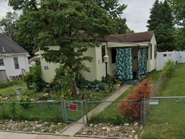 125 Roosevelt Ave, Mount Ephraim, NJ 08059
