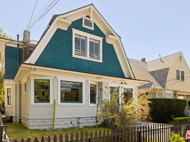 125 Roselawn Place