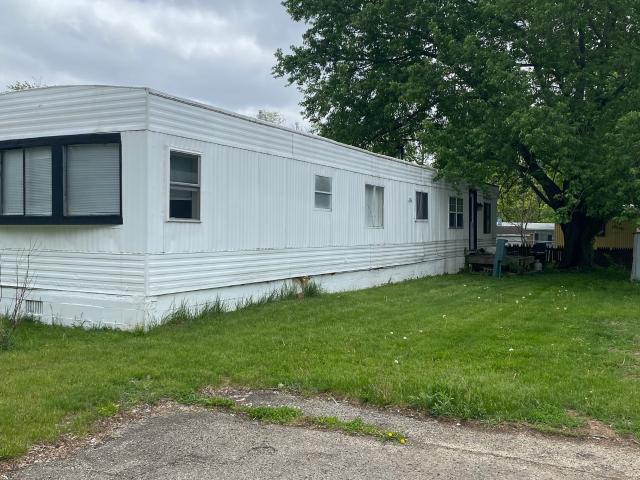 125 Rosewood Dr, Cicero, IN 46034 | MLS #22098 | Compass
