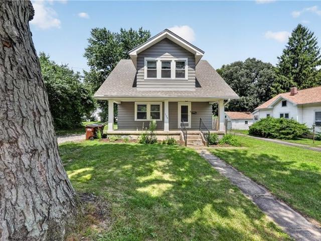 125 Rosewood Dr, Harrison Township, OH 45415