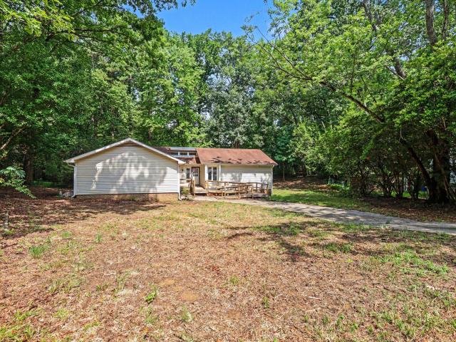 125 Red Bud Court