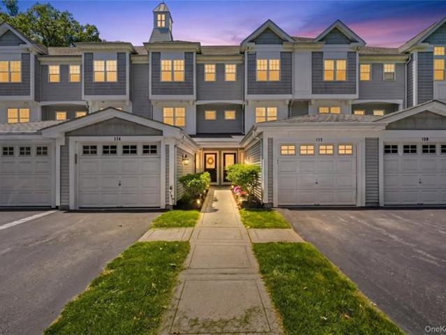 125 Riverbend Dr, Peekskill, NY 10566