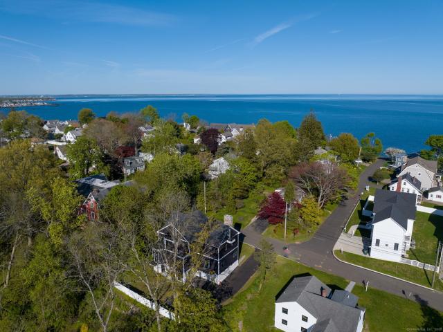 125 Ridgewood Dr, Milford, CT 06460 | MLS #24161 | Compass