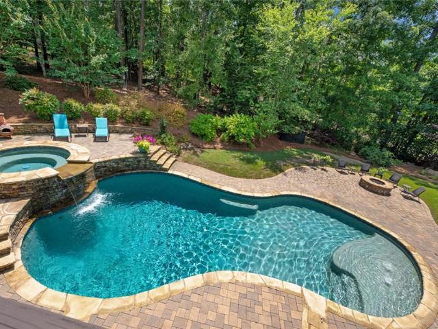 125 Ridge View Court