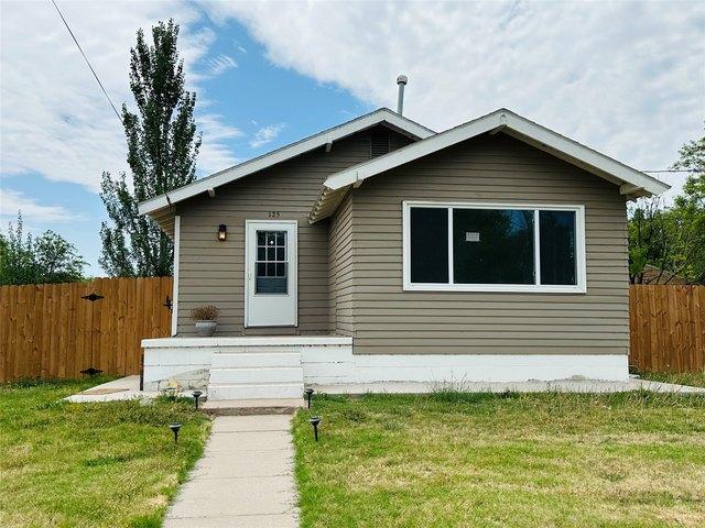 125 W Market St, Dodge City, KS 67801