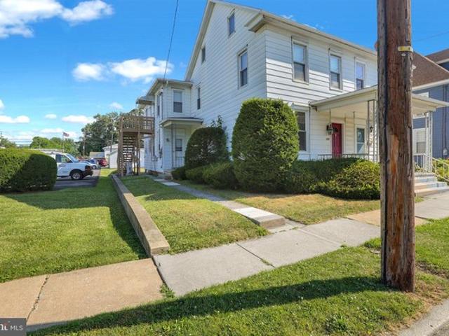 125 W Penn Ave, Cleona, PA 17042