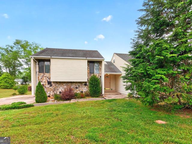 125 Woodstream Point, Fayetteville, GA 30215 | MLS #10736 | Compass