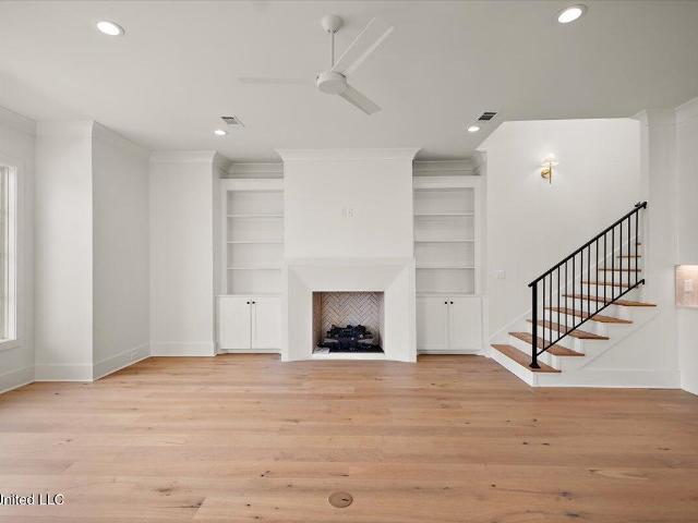 125 Water Street