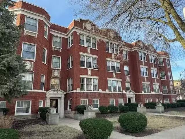 125 Washington Blvd #3, Oak Park, IL 60302 MLS 12311588