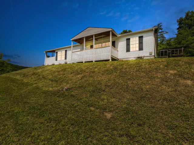 125 Wild Ridge Road