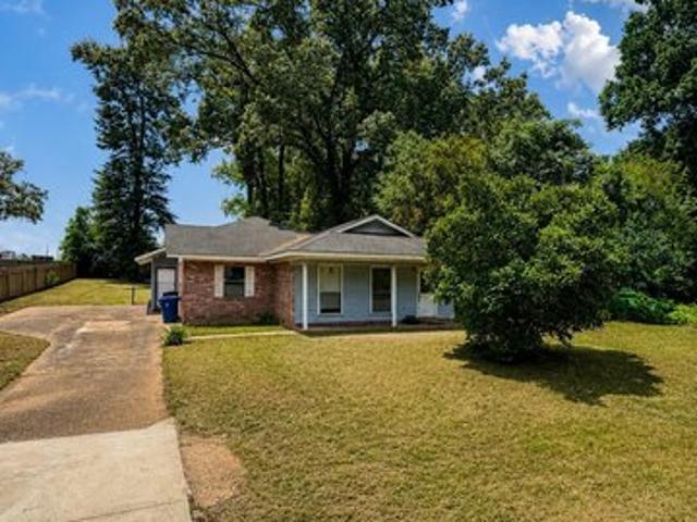 125 Tara Ln, Lucedale, MS 39452
