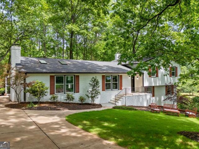 125 Terrell Dr, Athens, GA 30606 | MLS #10661 | Compass