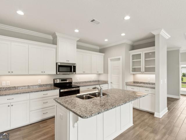 125 The Villas Way