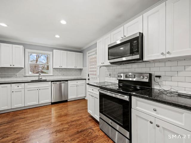 125 Twin Brook Rd, Hamden, CT 06514 | MLS #24162 | Compass