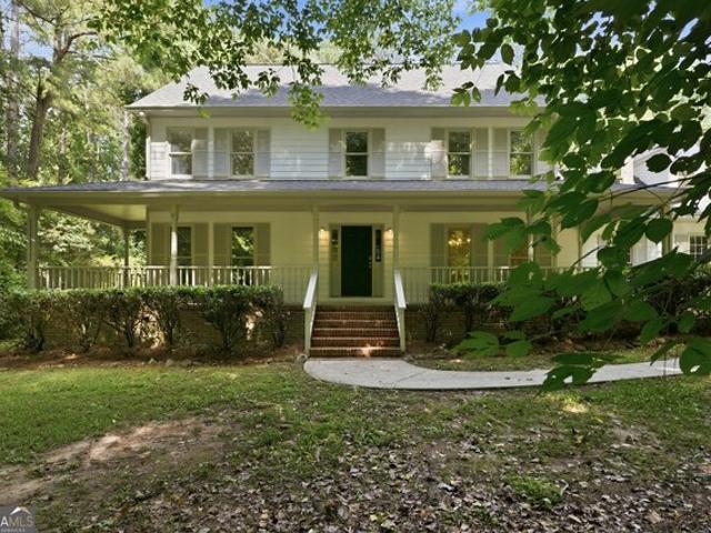 125 Yates Dr, Fayetteville, GA 30214
