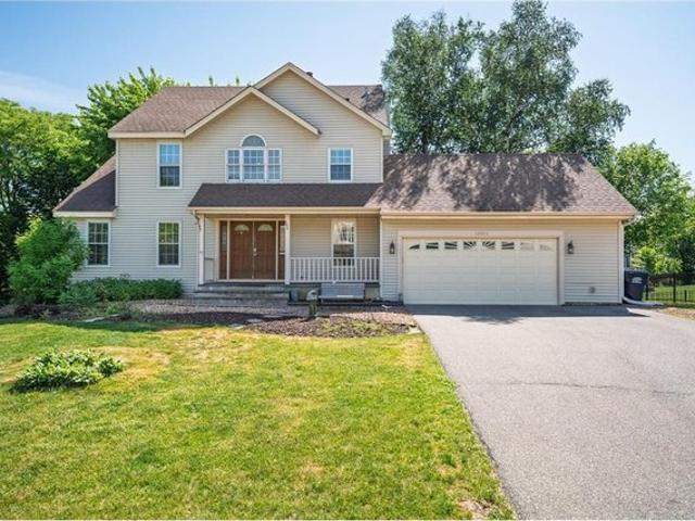 12640 Edinborough Cir, Apple Valley, MN 55124