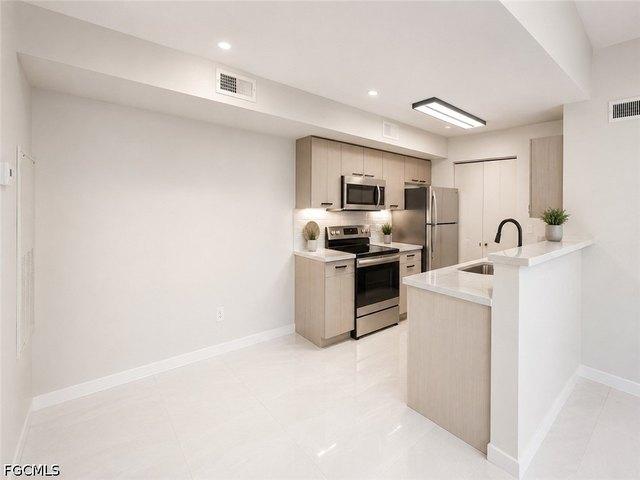 12640 Equestrian Cir Apt 1912, Fort Myers, FL 33907
