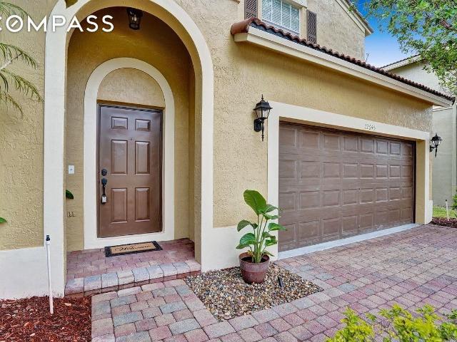 12645 NW 8th Ct, Coral Springs, FL