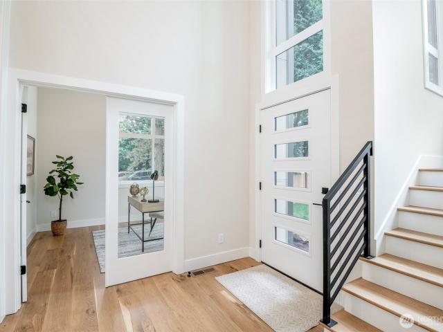 12648 NE 80th Street