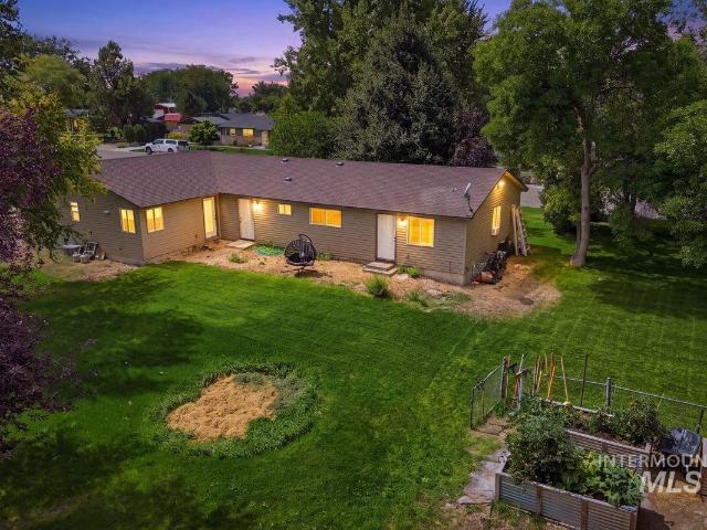 12648 S Sonora Ave