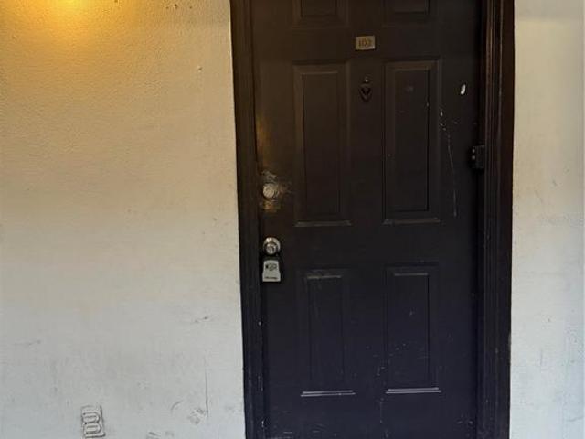 1264 E 113th Ave, Unit J102, Tampa, FL 33612 | MLS #TB8434