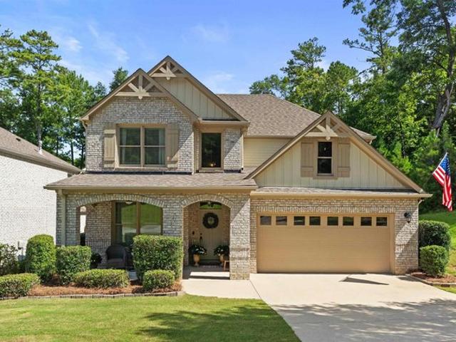 1264 Hunters Gate Dr, Hoover, AL 35242