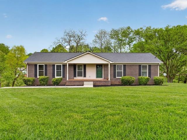 1264 Imperial Dr, Columbia, TN 38401