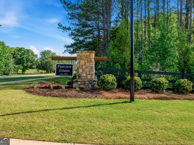 1264 Pine View Trail