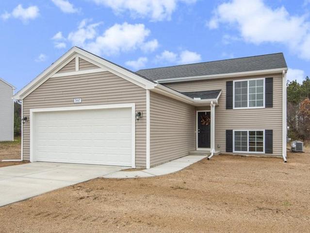 1264 Trillium Blvd, Vicksburg, MI 49097
