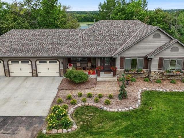 1265 Bice Ave NW, Buffalo, MN 55313