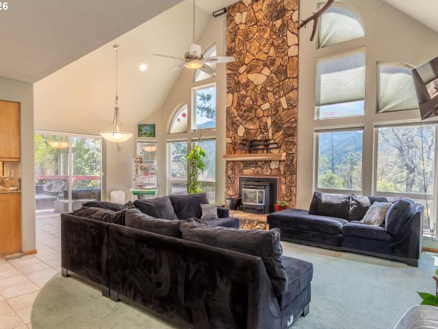 1265 evergreen ridge rd