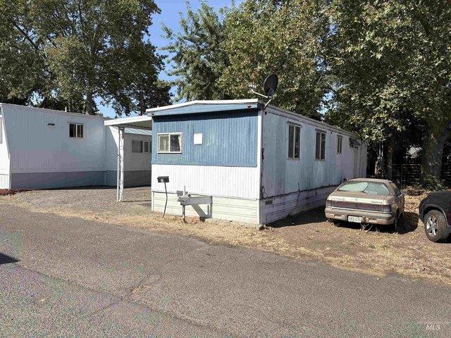 1265 Elm St Trlr 30, Clarkston, WA 99403
