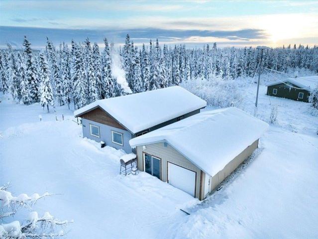 1265 Hearts Ct, North Pole, AK 99705