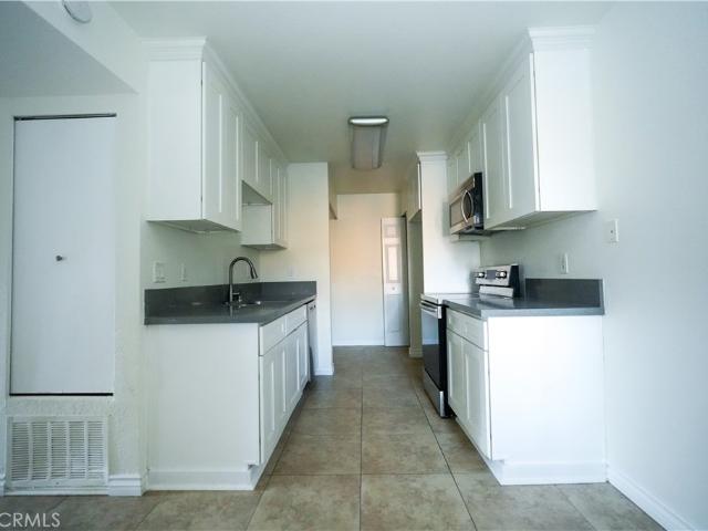 1265 Kendall Dr, Unit 811, San Bernardino, CA 92407 | Compass
