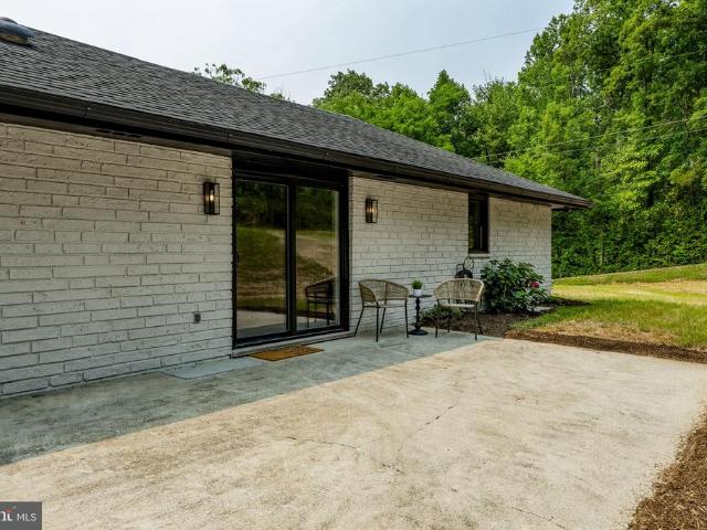 1265 L Swamp Bridge Road
