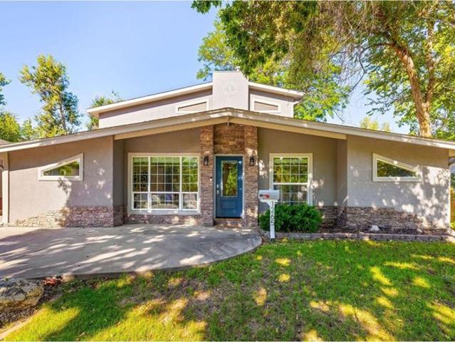 1265 S Grape St, Denver, CO 80246