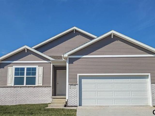 12660 S 205th Ave, Gretna, NE 68028