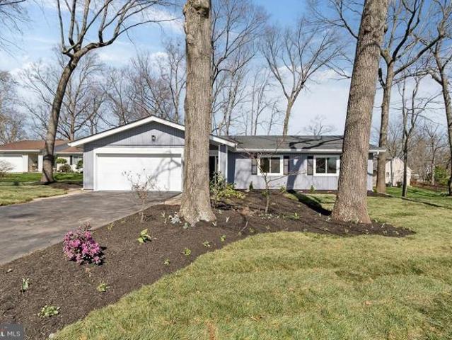 12662 Willow Spring Ct, Herndon, VA 20170