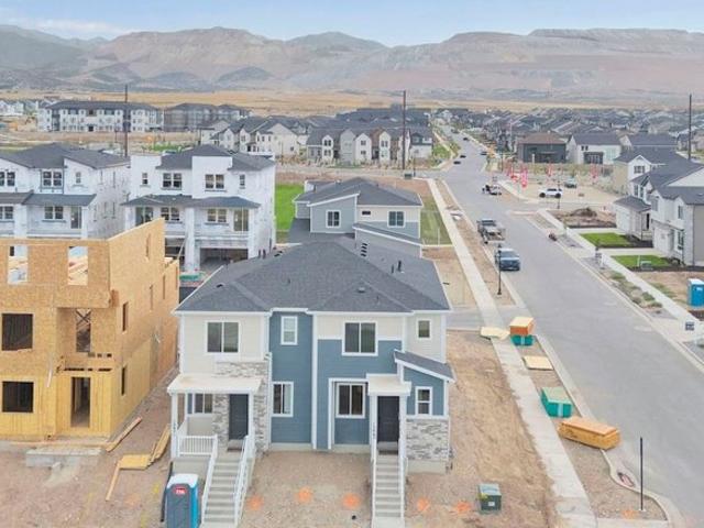 12667 S Glacier Trail Ln Unit 132, Herriman, UT 84096