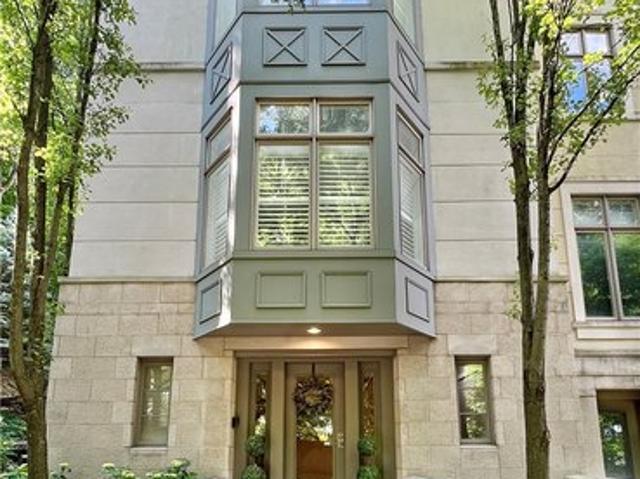 12666 Mayfield Rd, Cleveland Heights, OH 44106
