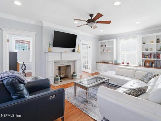 1266 Belmont Ter, Jacksonville, FL 32207